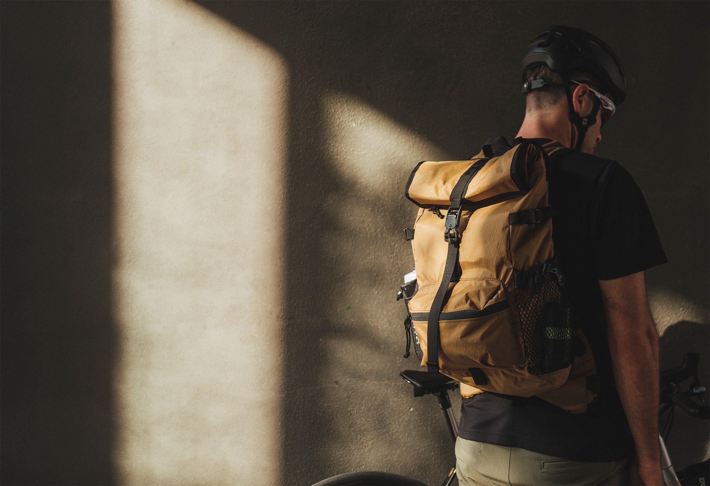 MISSION WORKSHOP | Waterproof Bags & Technical Apparel